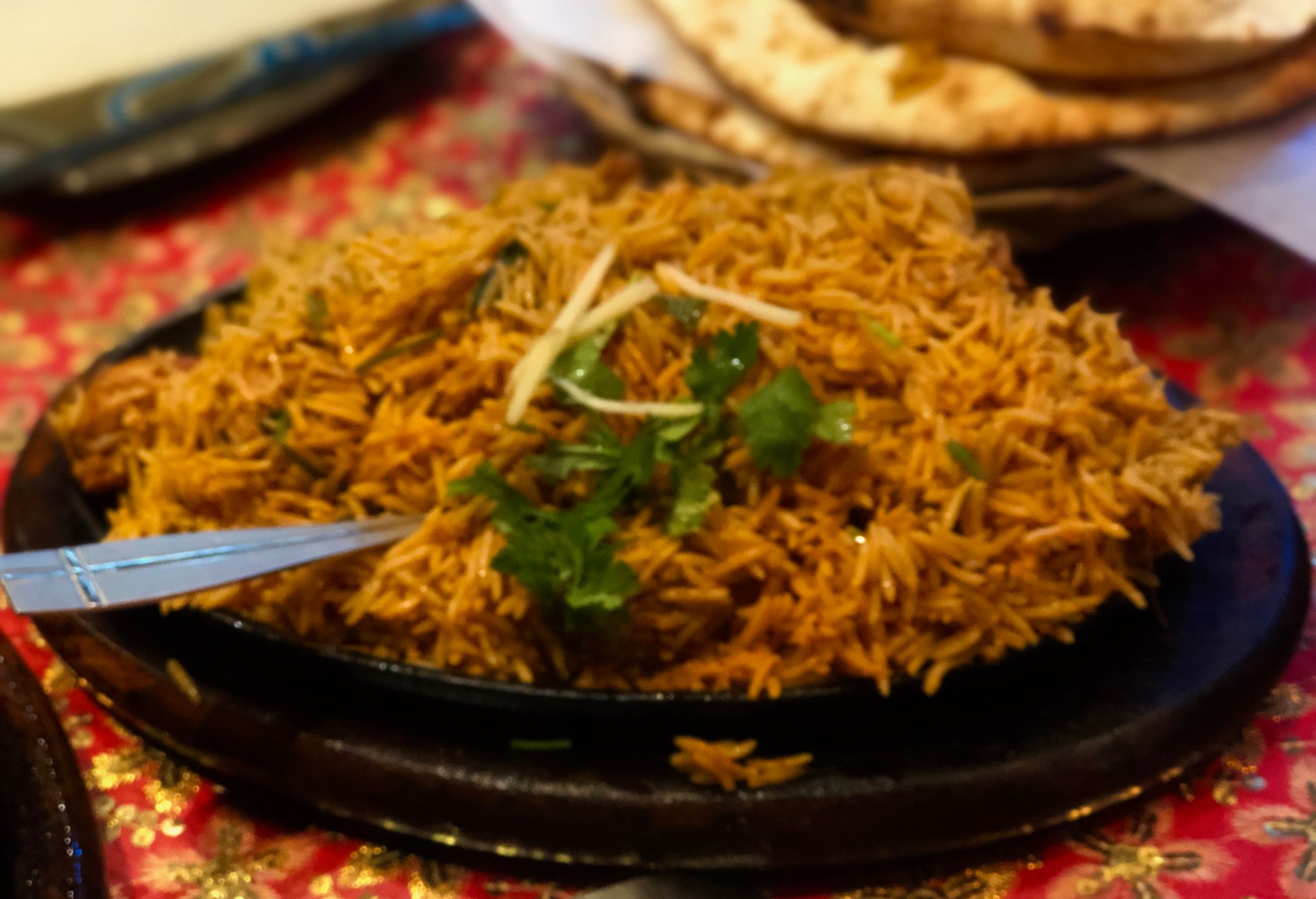 Pakistan: Take a Ride on a Tuk Tuk – Eat the World TO